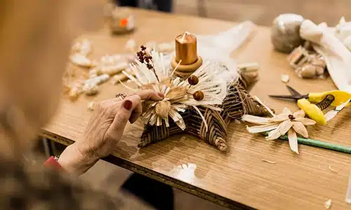 Great Christmas Craft Workshop Ideas | CraftCover
